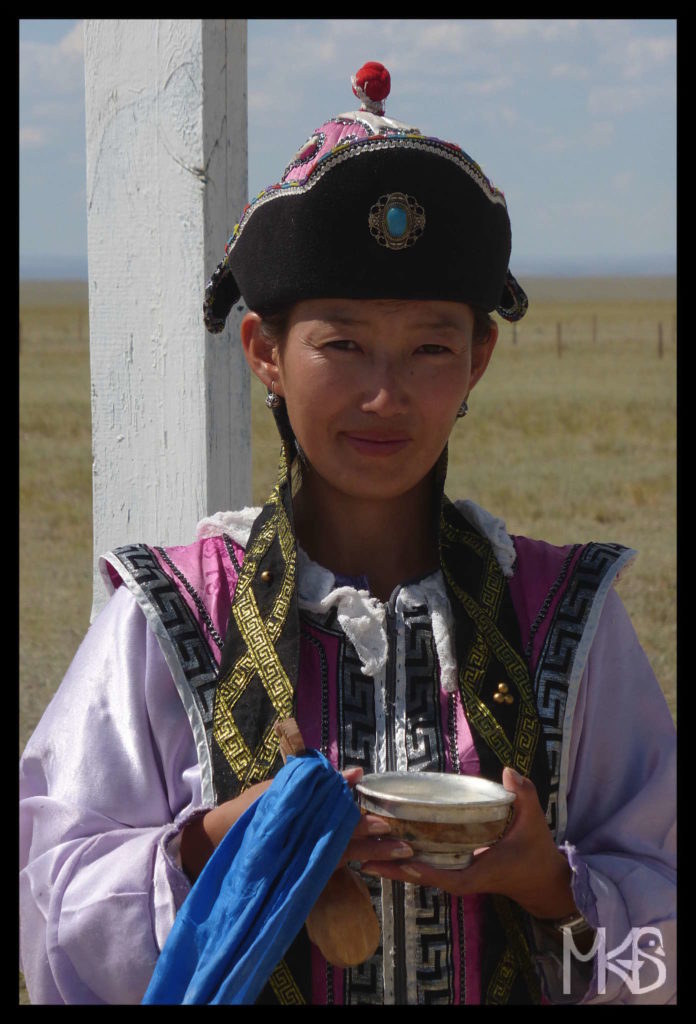 Mongolia - People - Traveling Rockhopper