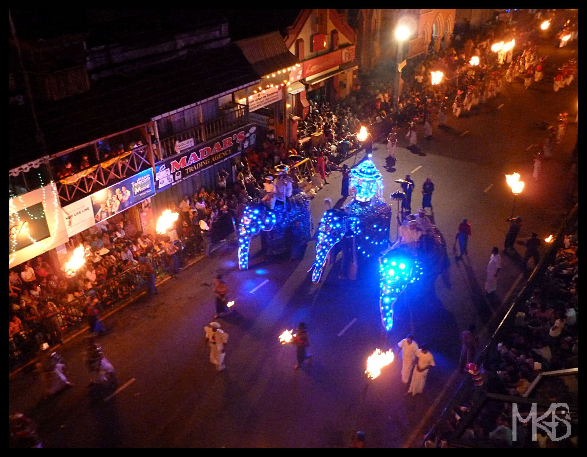 Sri Lanka - Kandy Festival - Traveling Rockhopper