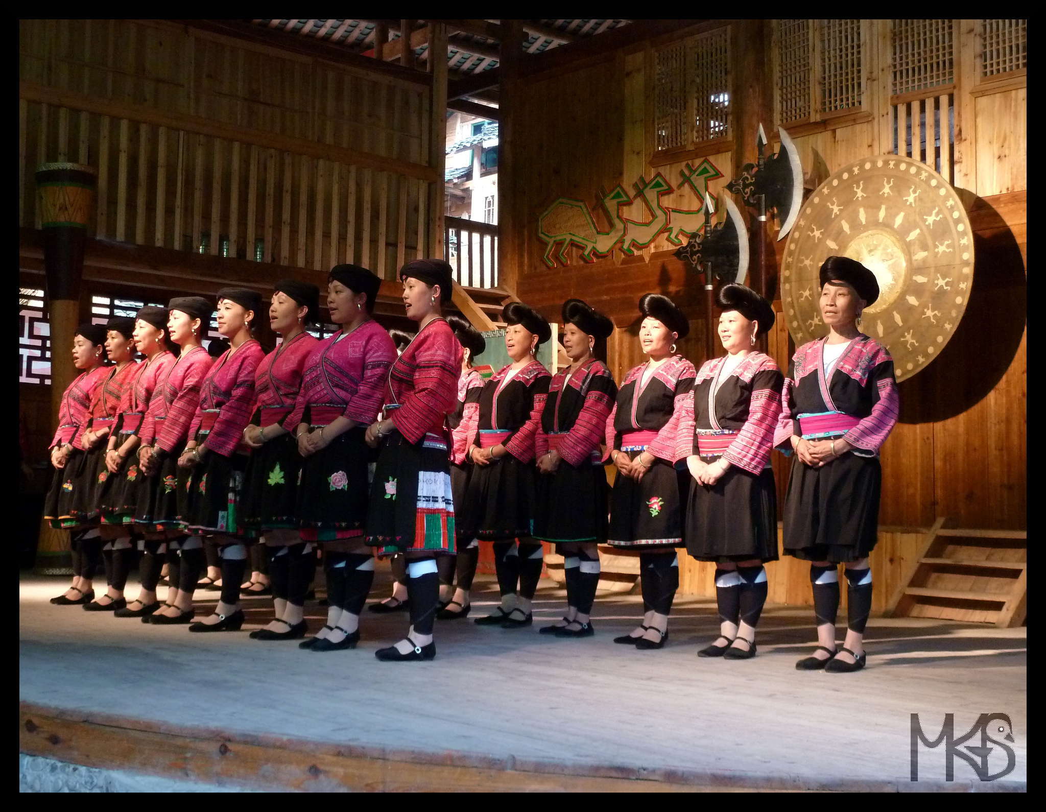 China - Yao Tribe - Traveling Rockhopper