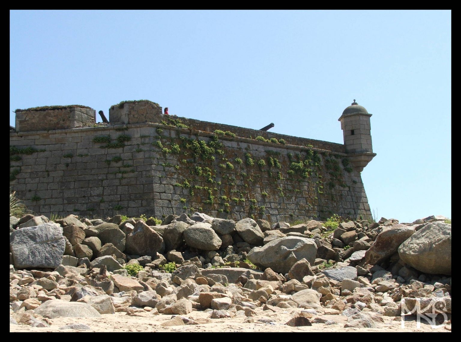 Portugal - Fortress - Traveling Rockhopper